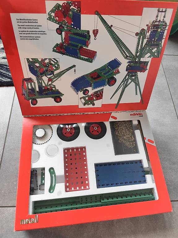 Kit de construction métallique MARKLIN im Kanton Freiburg - anibis.ch