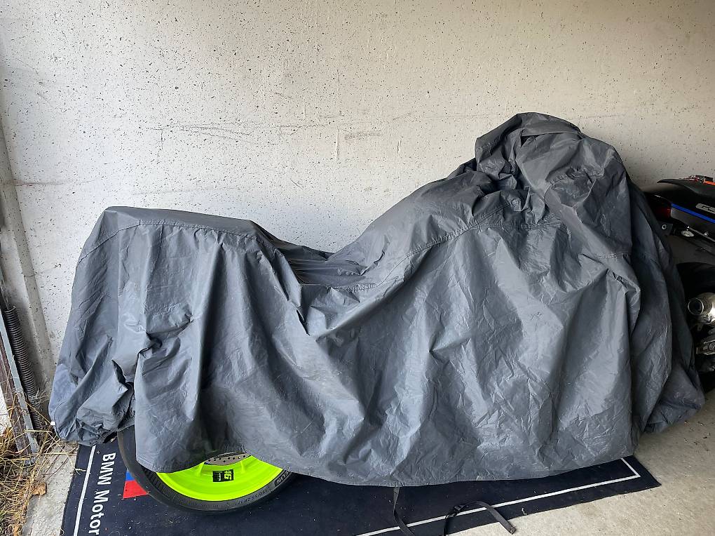 BMW S1000RR de 2013 full carbone (vrai carbone !) Canton Neuchâtel ...