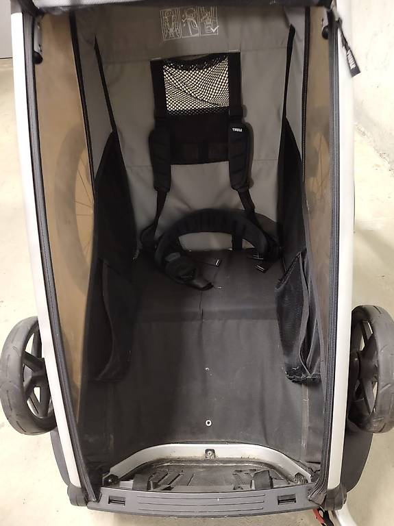 Thule remorque vélo pour enfant Canton Vaud - anibis.ch