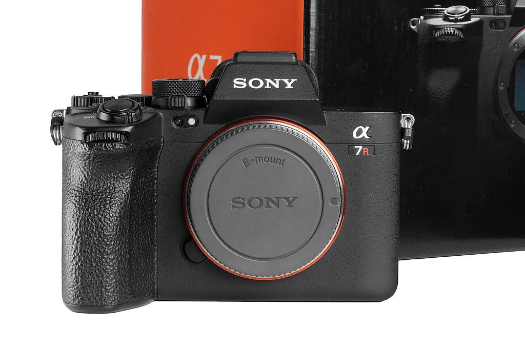 Alpa 11Si & Kern Macro Switar 50mm & Alpa master im Kanton Basel ...