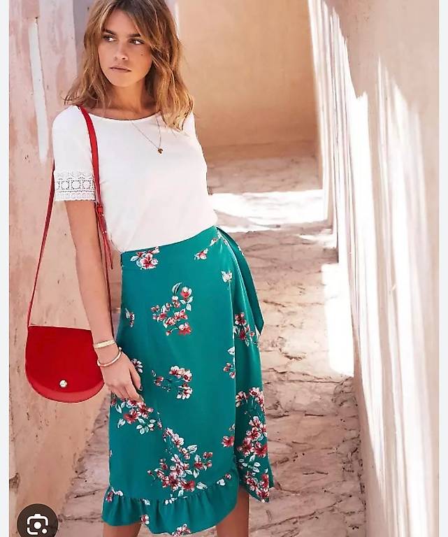 Belle jupe Sézane en soie Canton Vaud - anibis.ch