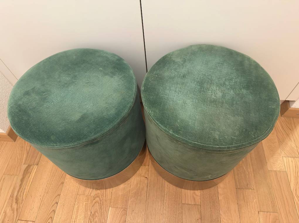 Deux POUF verts en Velours Canton Vaud - anibis.ch