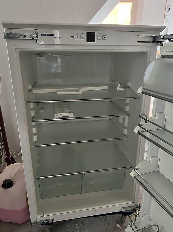 Frigo Liebherr Premium à encastrer 158l. Canton Vaud - anibis.ch