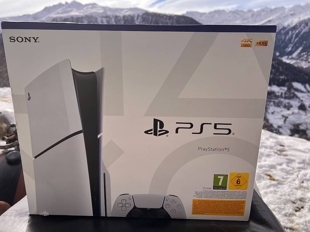 PlayStation 5 (PS5) Standard avec lecteur neuve pas utilisé im Kanton ...
