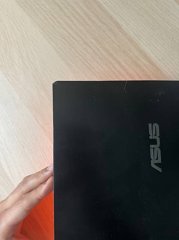 ASUS ZENBOOK PRO DUO 32GO DE RAM 1T DE STOCKAGE im Kanton Genf - anibis.ch