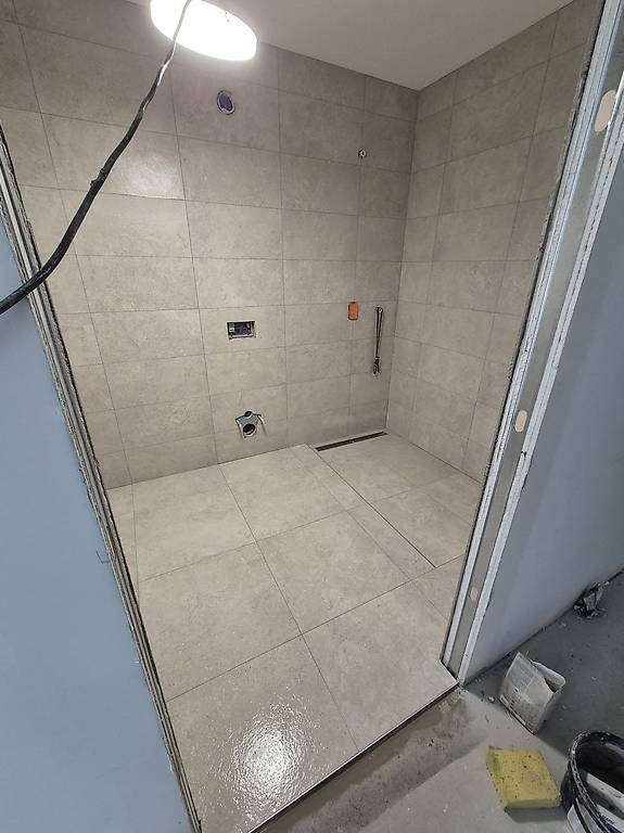 Carreleur diplômé - Travaux de rénovation & neuf + nettoyage Canton ...