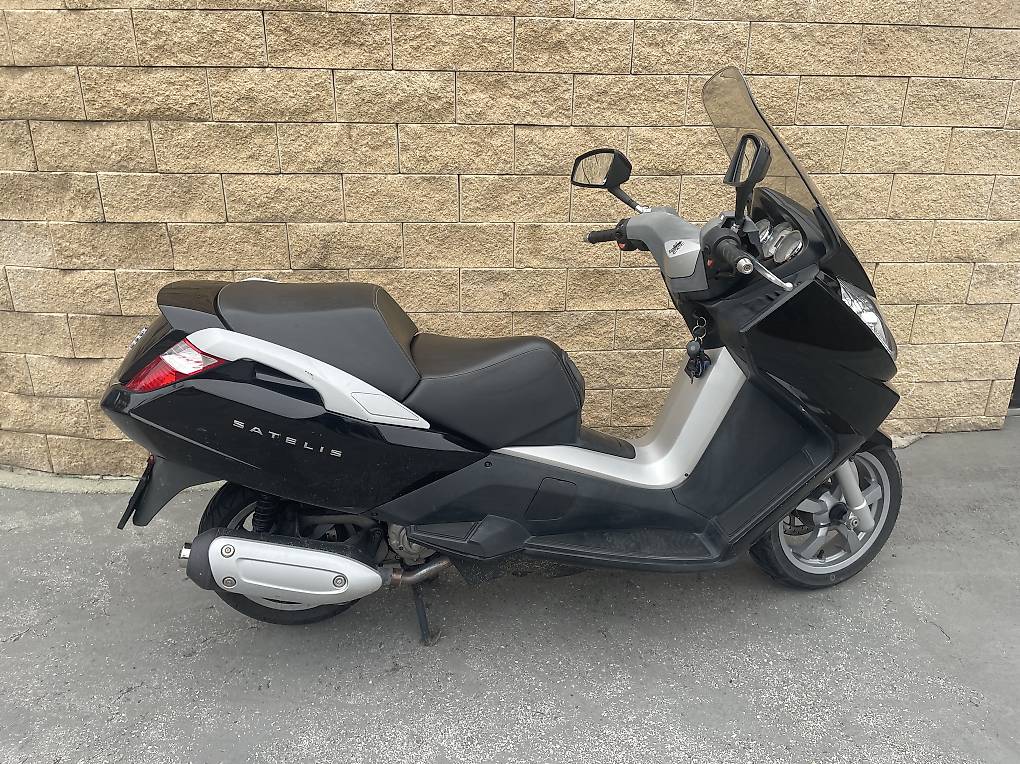 Peugeot Satelis 250 Canton Vaud - anibis.ch